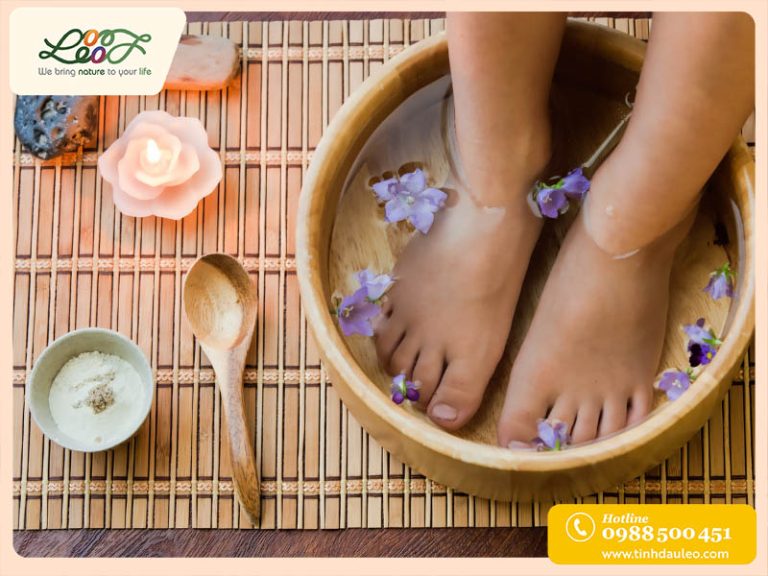 Hướng dẫn massage lòng bàn chân với 10 bước cực đơn giản